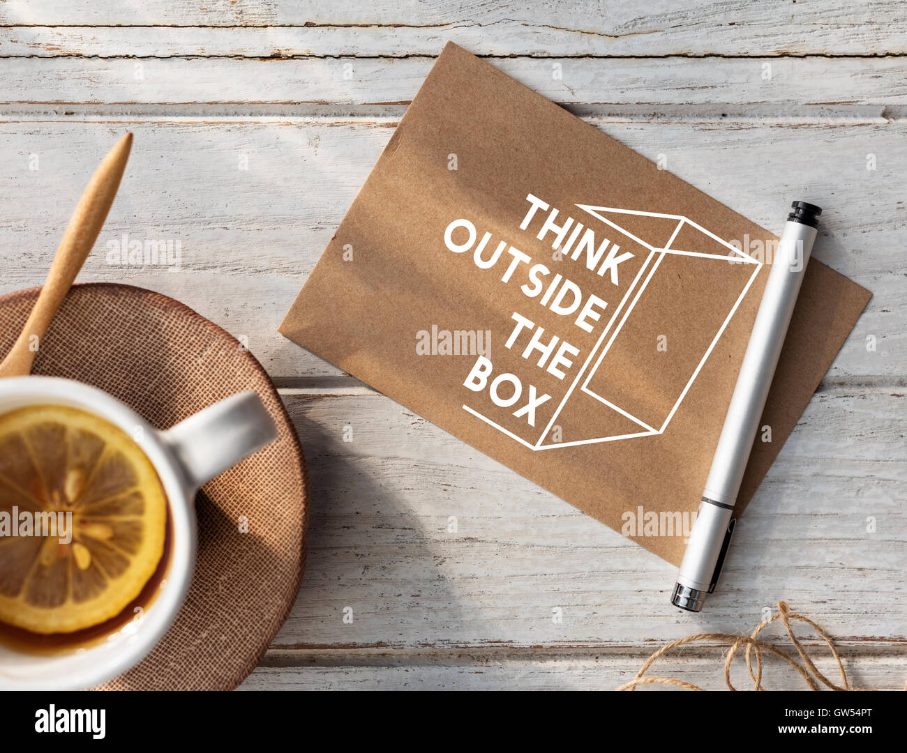 Thinking out of the box hi-res stock photography and images - Alamy