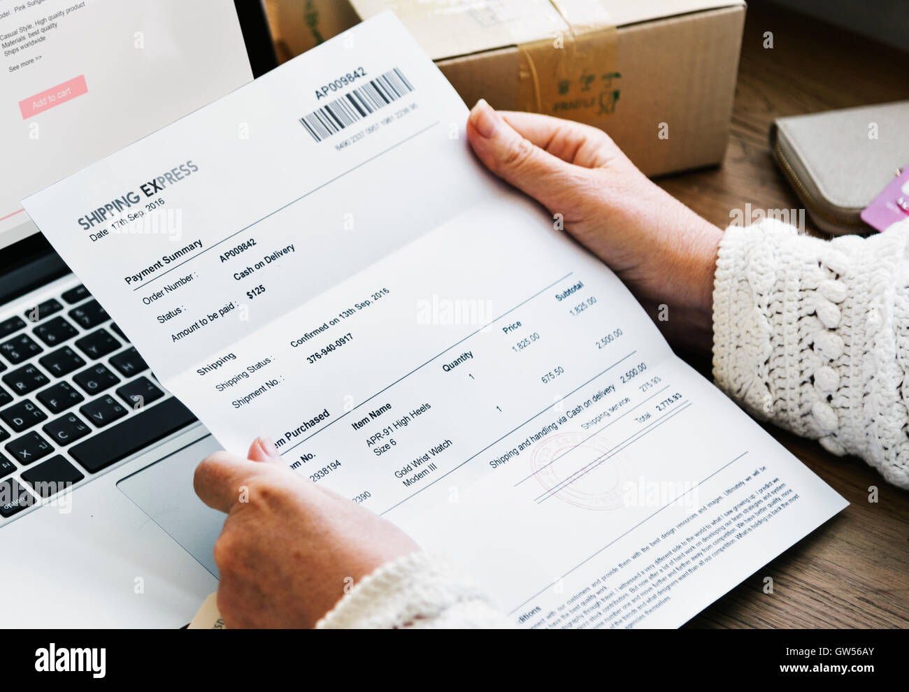 Online Shopping Purchase Connection Website Concept Stock Photo - Alamy