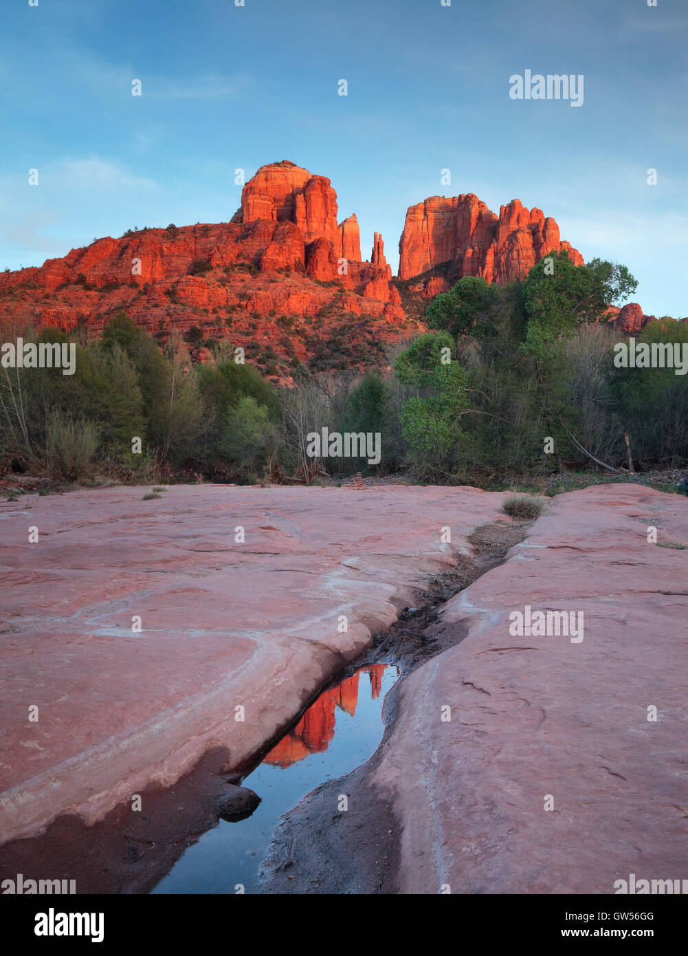 Cathedral rock sunset High Resolution Stock Photography and Images - Alamy