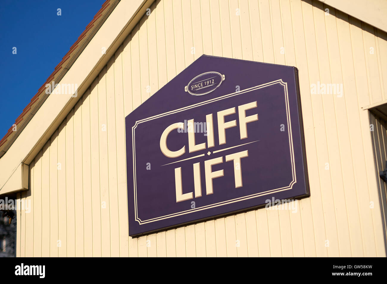 Lift up sign hi-res stock photography and images - Alamy