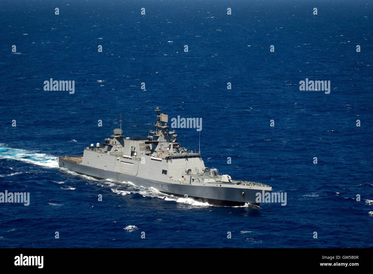 Indian Navy Shivalik-class stealth frigate INS Satpura steams in close ...