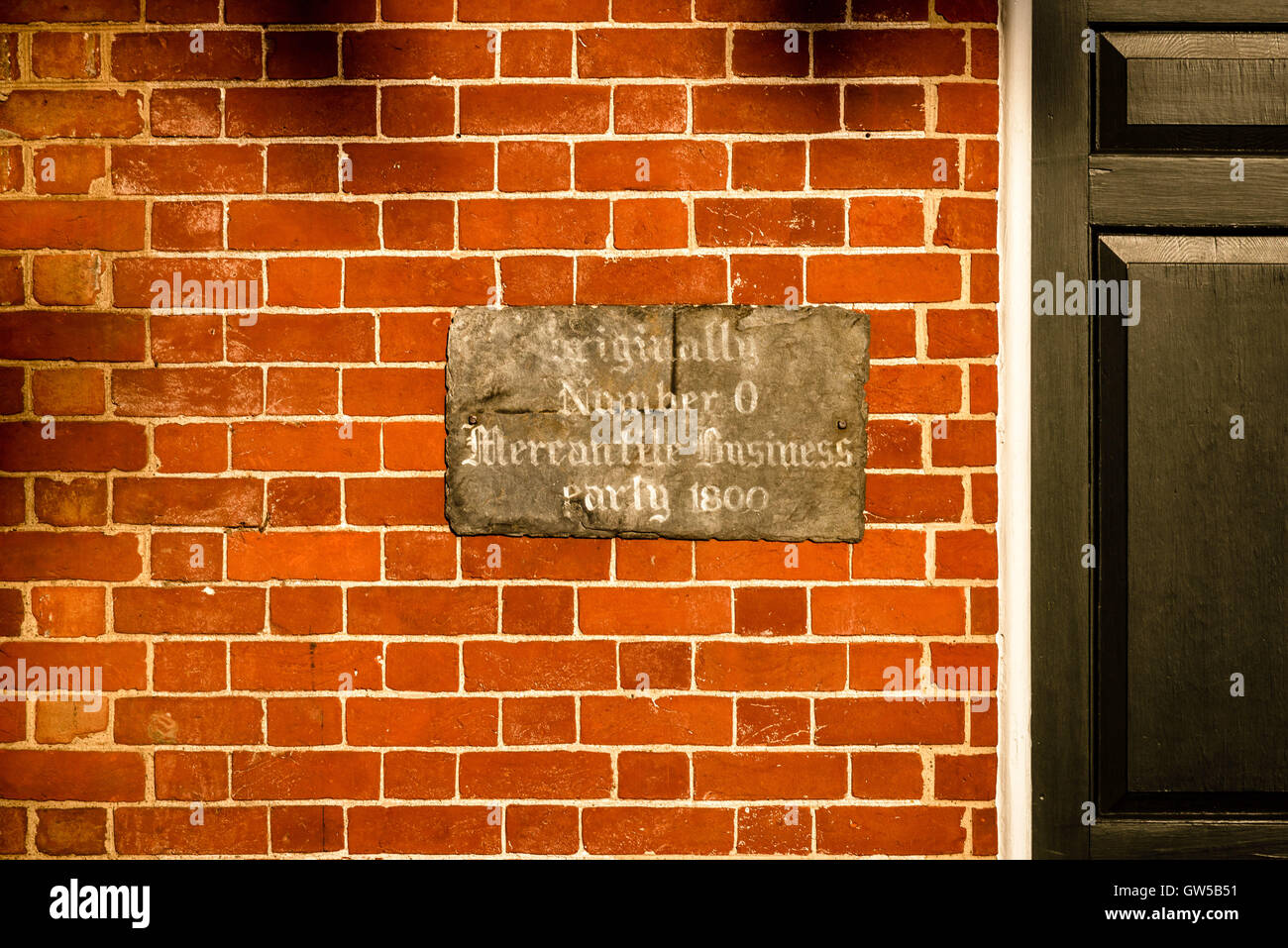 Office building restoration sign hi-res stock photography and images ...