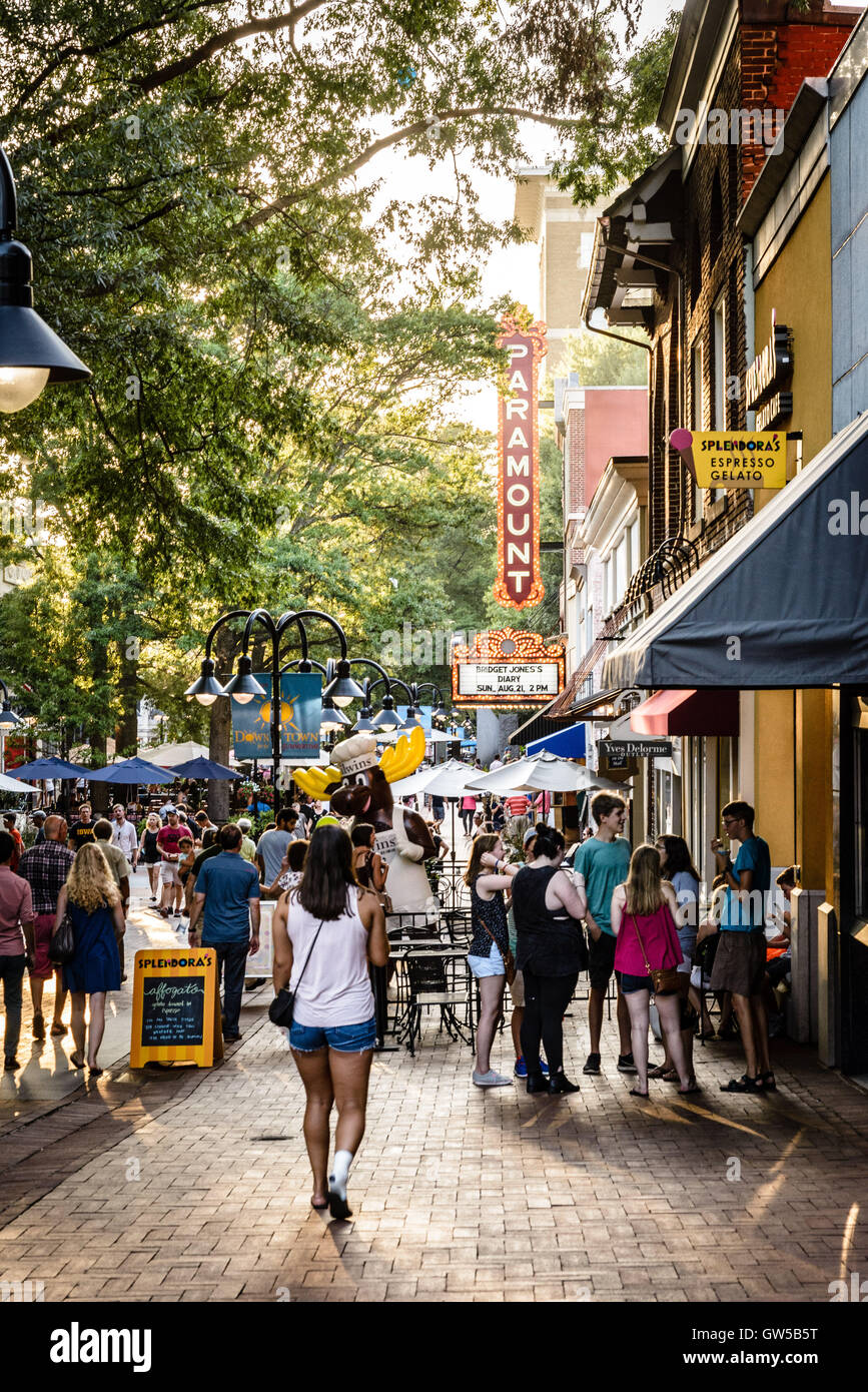 Charlottesville virginia downtown hi-res stock photography and images ...