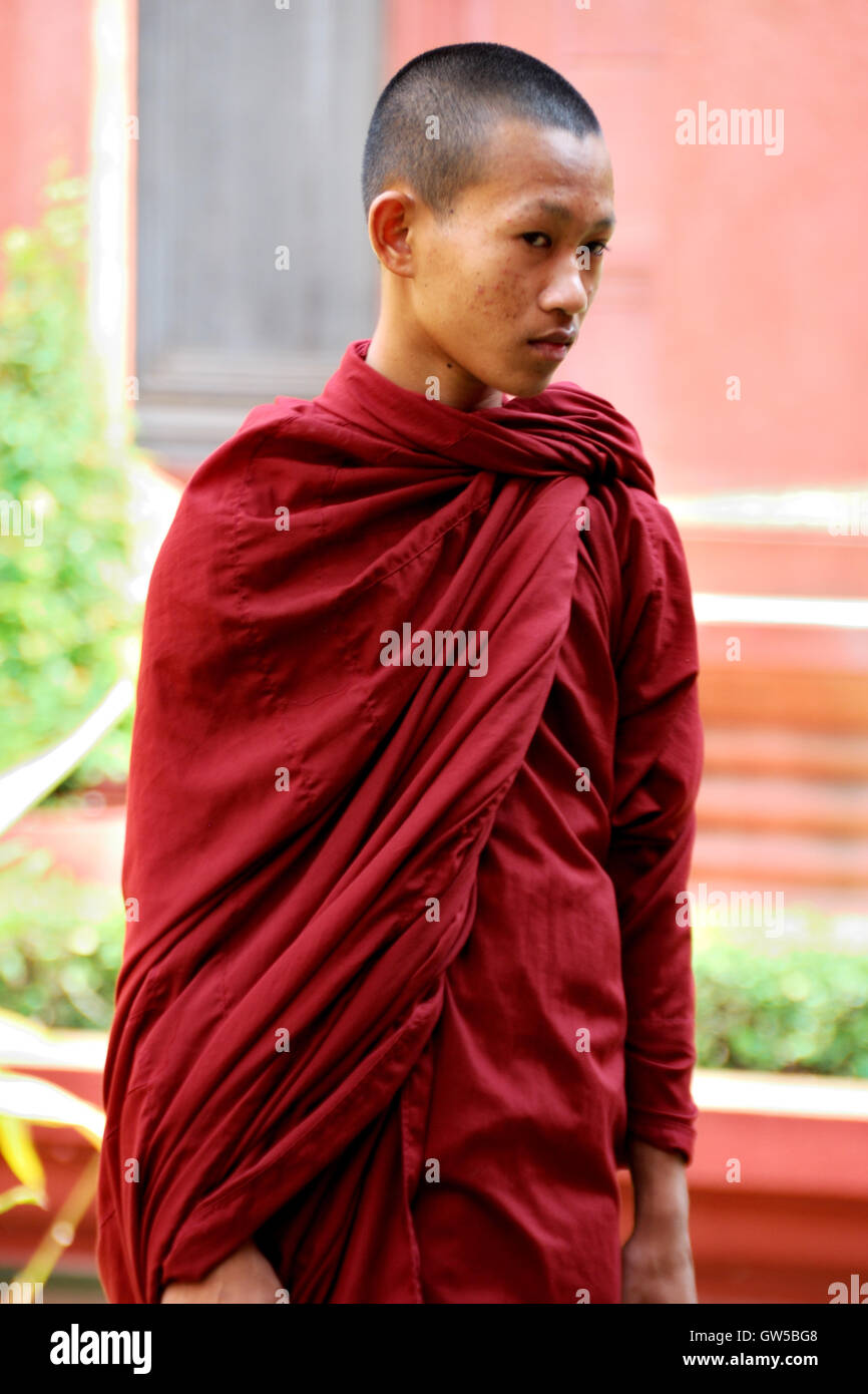 Phnom Penh - National Museum - Young Monk In Red Stock Photo - Alamy
