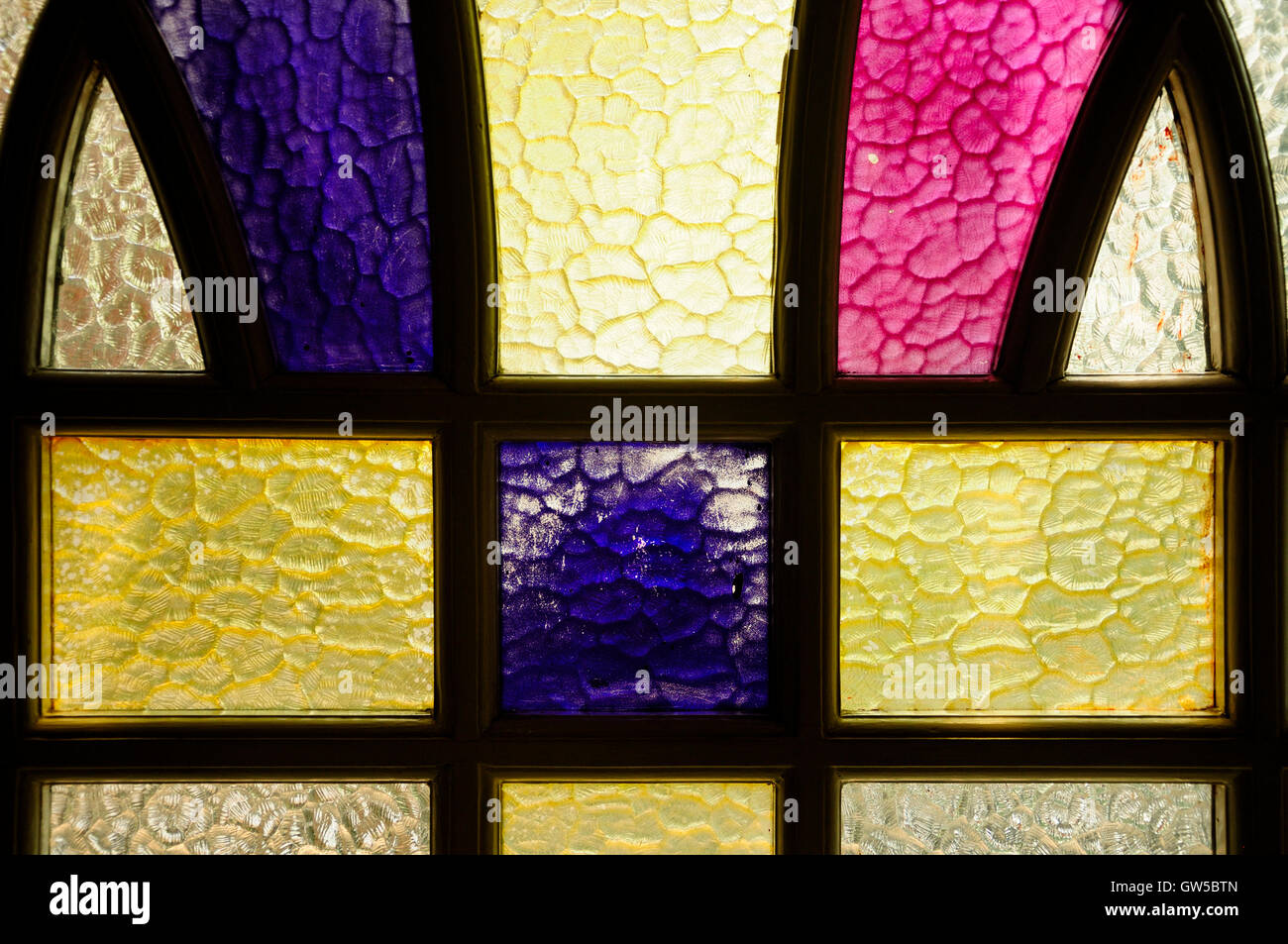 Crackled stained glass windows hi-res stock photography and images - Alamy