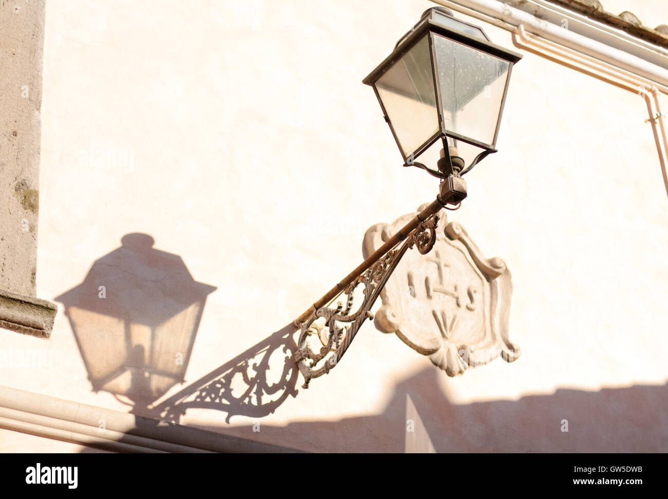 Streetlamp hi-res stock photography and images - Alamy