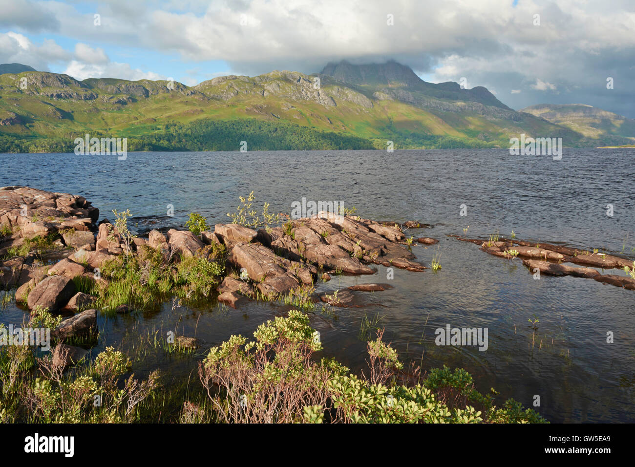 Loch of the highlands hi-res stock photography and images - Alamy