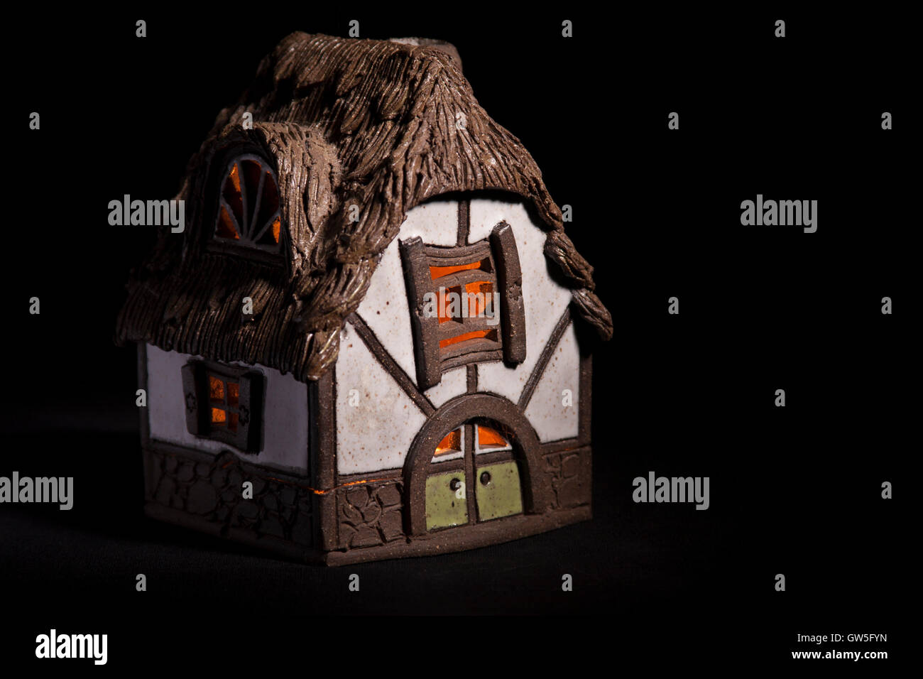 Burning cottage hi-res stock photography and images - Alamy