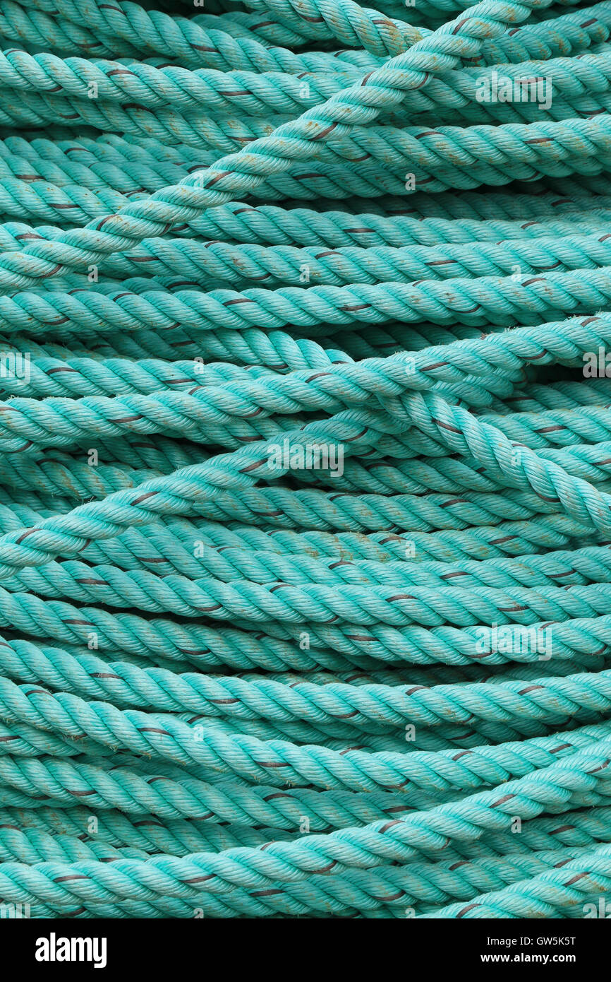 Rope coil green hi-res stock photography and images - Alamy