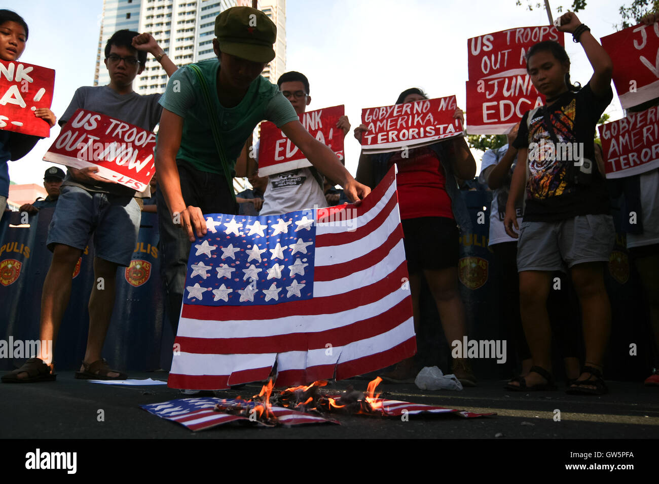 League of filipino students hi-res stock photography and images - Alamy