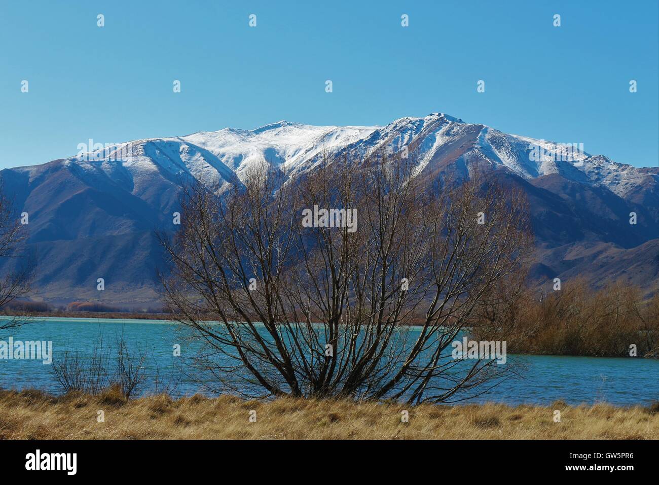 Lake benmore new zealand hi-res stock photography and images - Alamy
