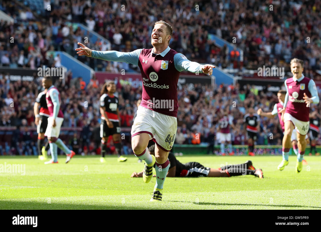 Aston Villa's Ross McCormack celebrates scoring his side's first goal ...