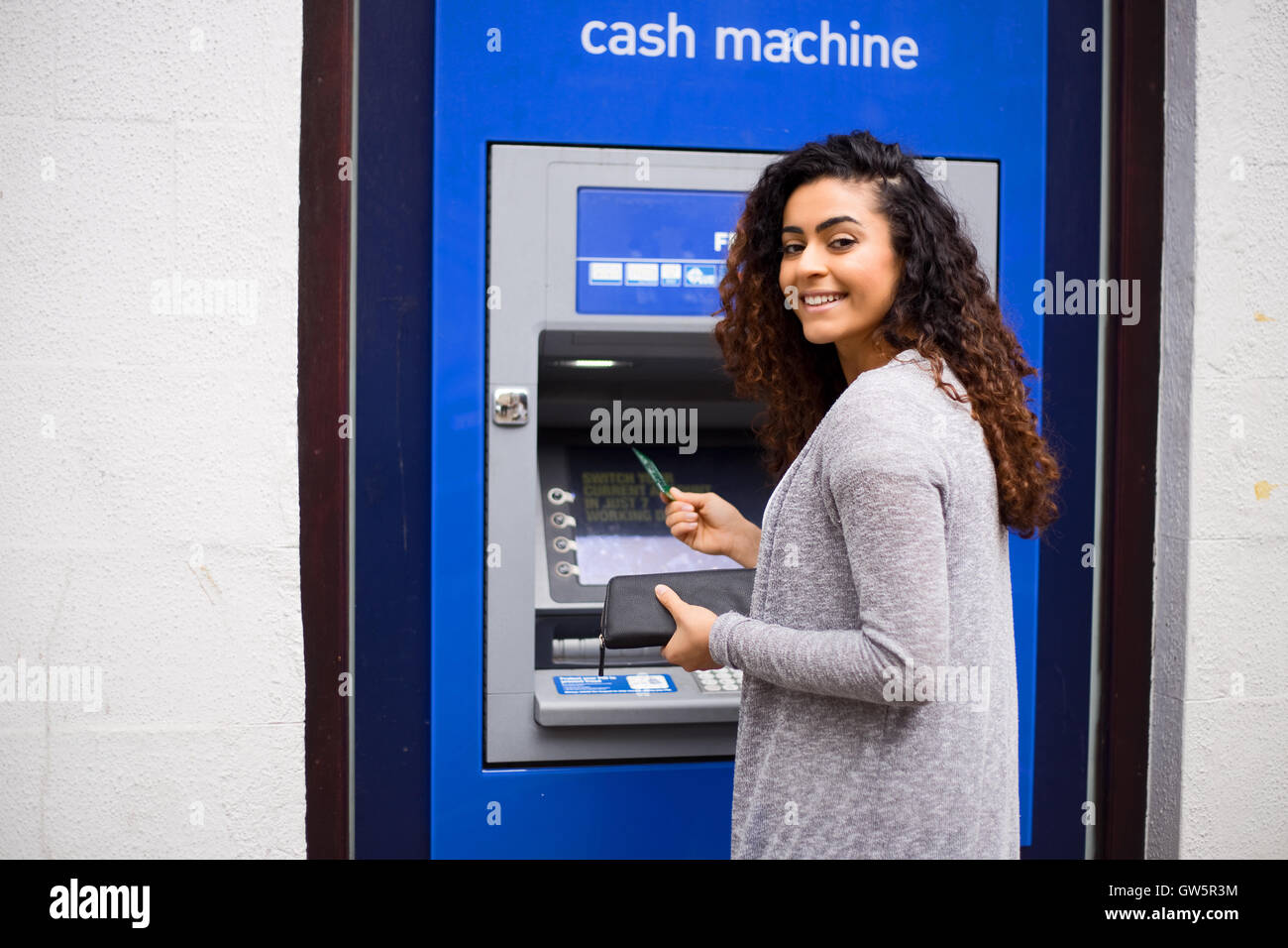Using cashpoint hi-res stock photography and images - Alamy