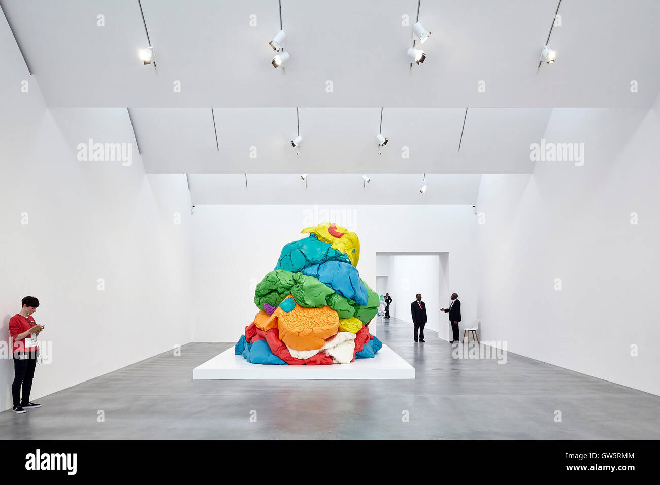 Main upper gallery space with Jeff Koons 'Play-Doh' Sculpture and ...