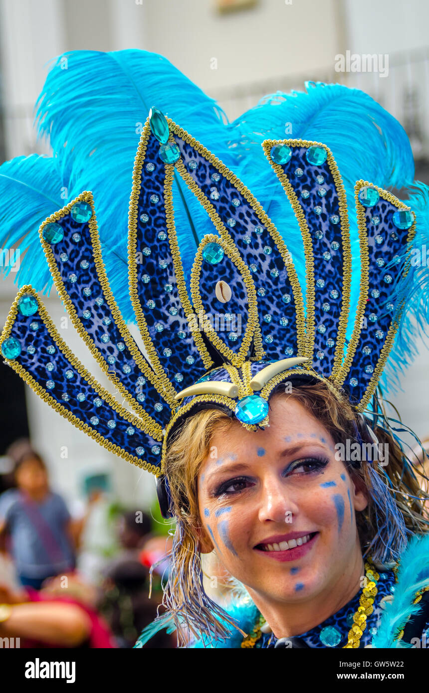 Beautiful women notting hill carnival hi-res stock photography and ...