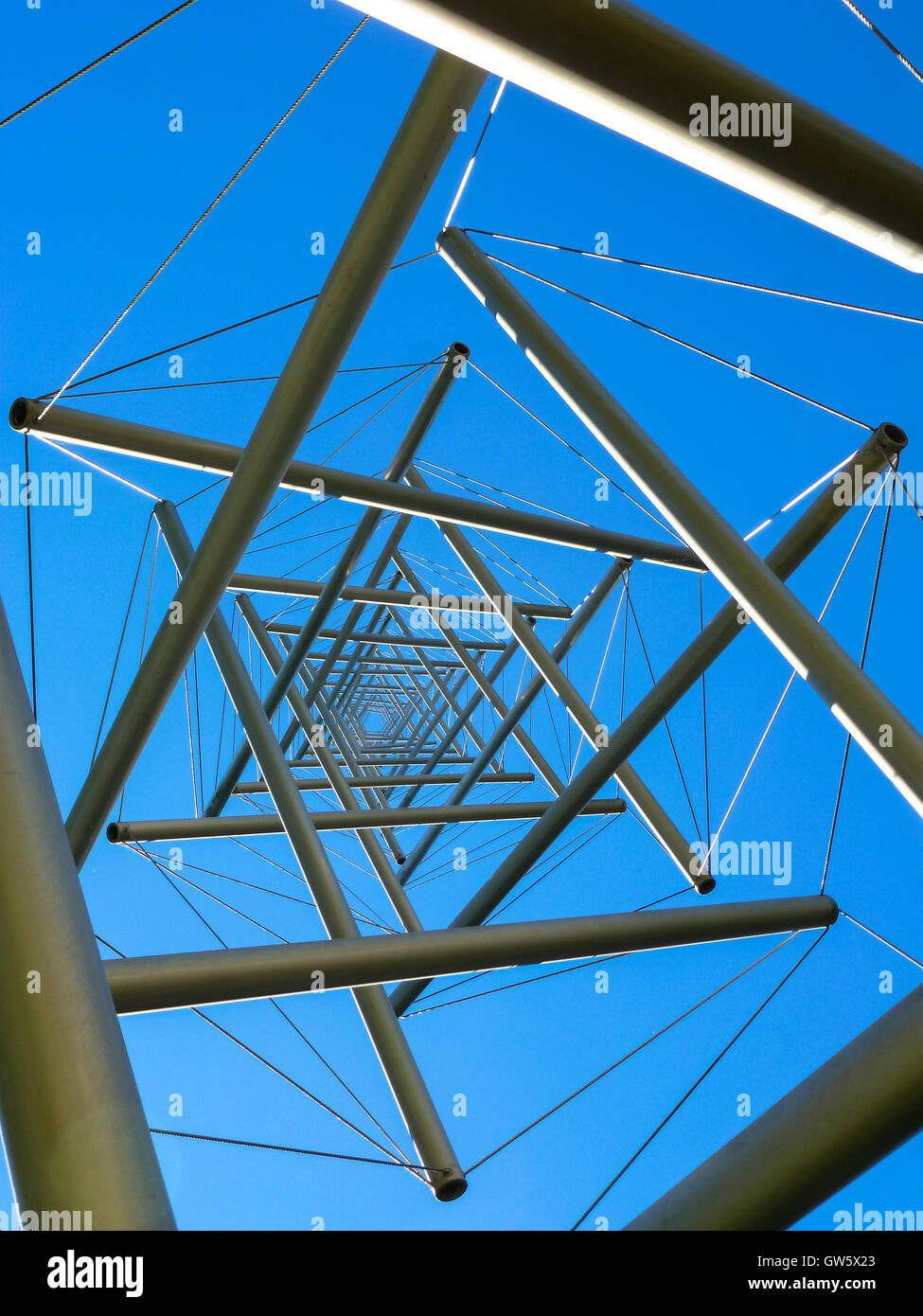 'needle tower' 1968 from artist snelson at hoge veluwe holland Stock ...