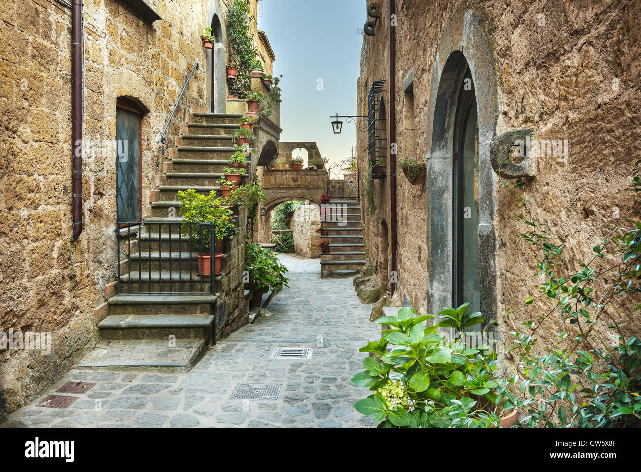 Ancient street hi-res stock photography and images - Alamy