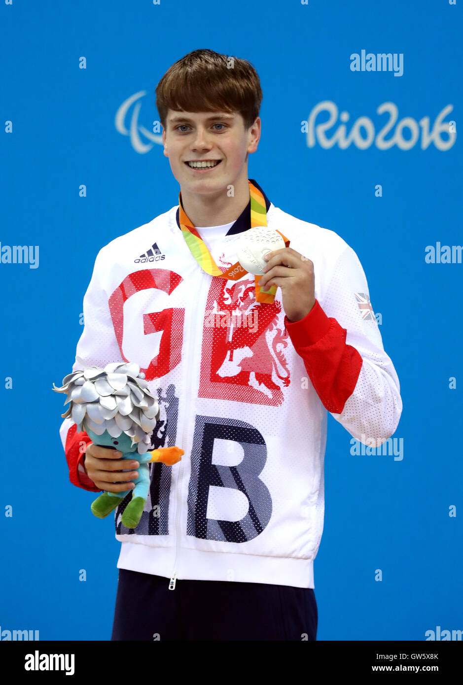 Great Britain's Thomas Hamer with his silver medal following the Men's ...
