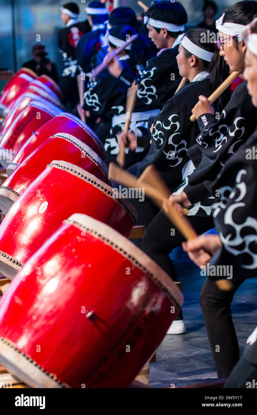 Kodo taiko group in japanese hi-res stock photography and images - Alamy