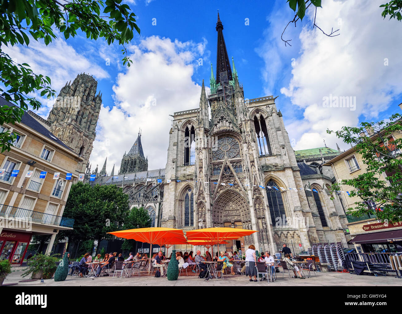 Cafe rouen hi-res stock photography and images - Alamy