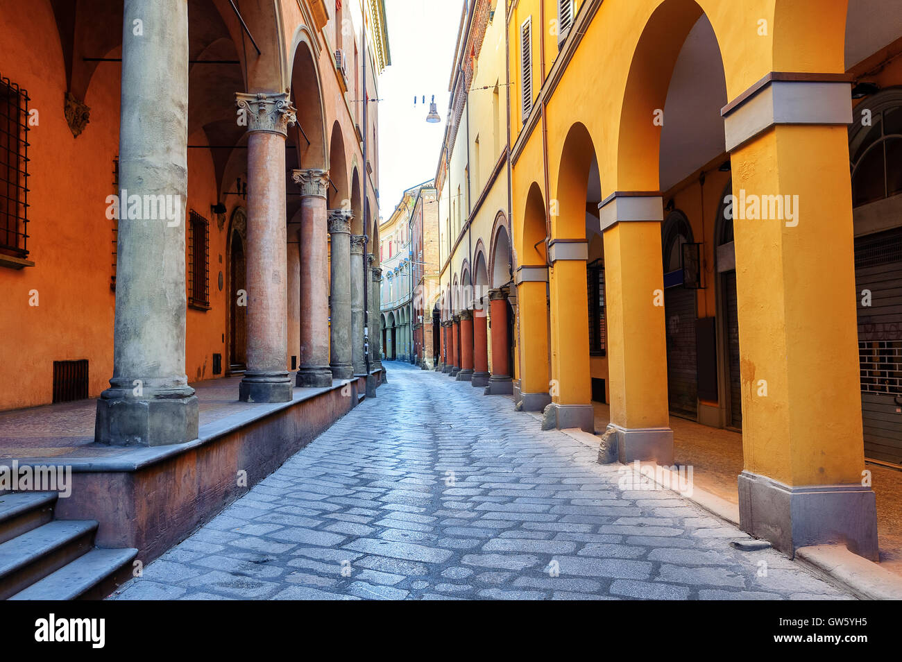 Historical arcade hi-res stock photography and images - Alamy
