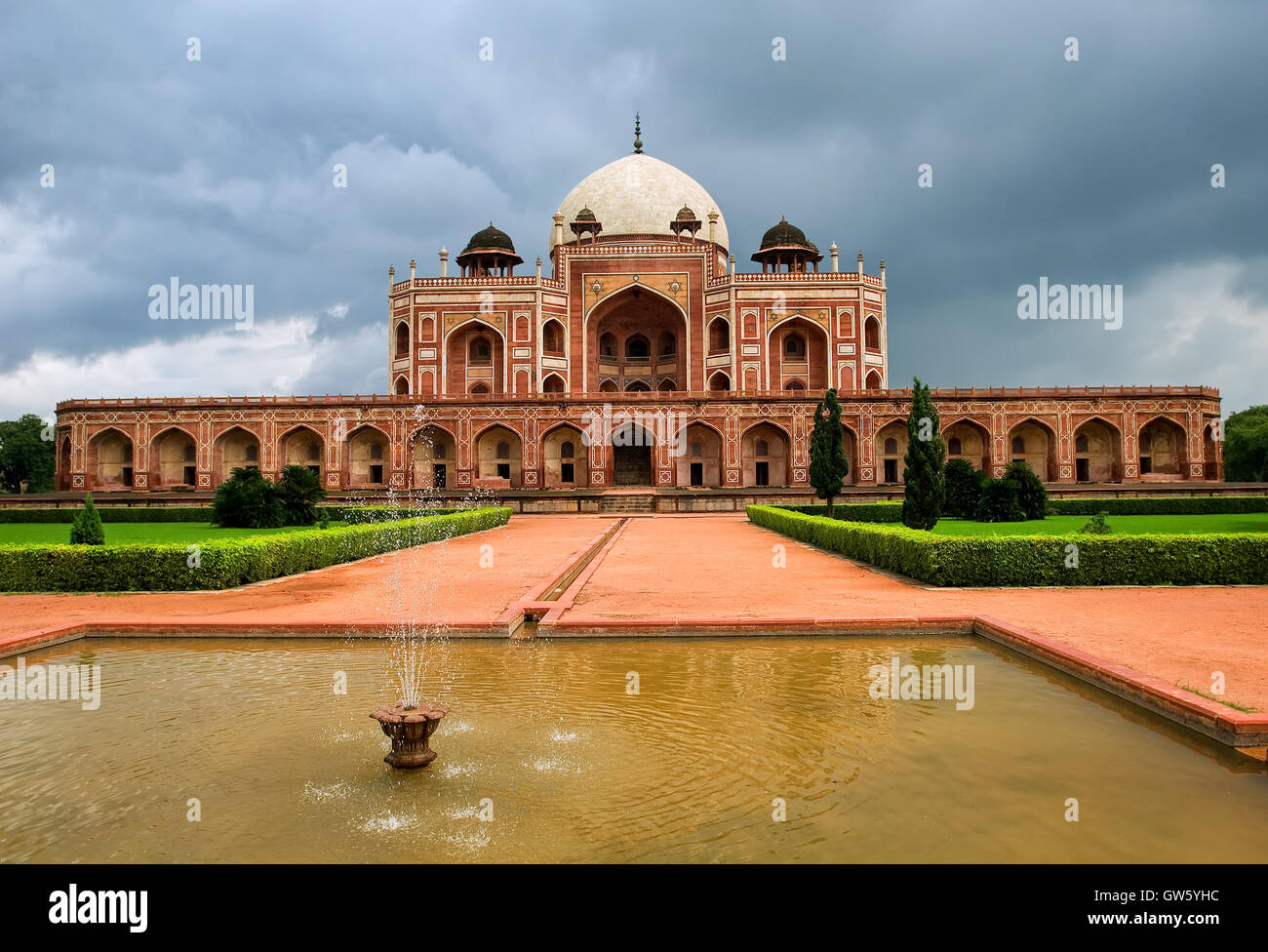 Great Mogul emperor Humayun's mausoleum tomb in New Delhi, India Stock ...