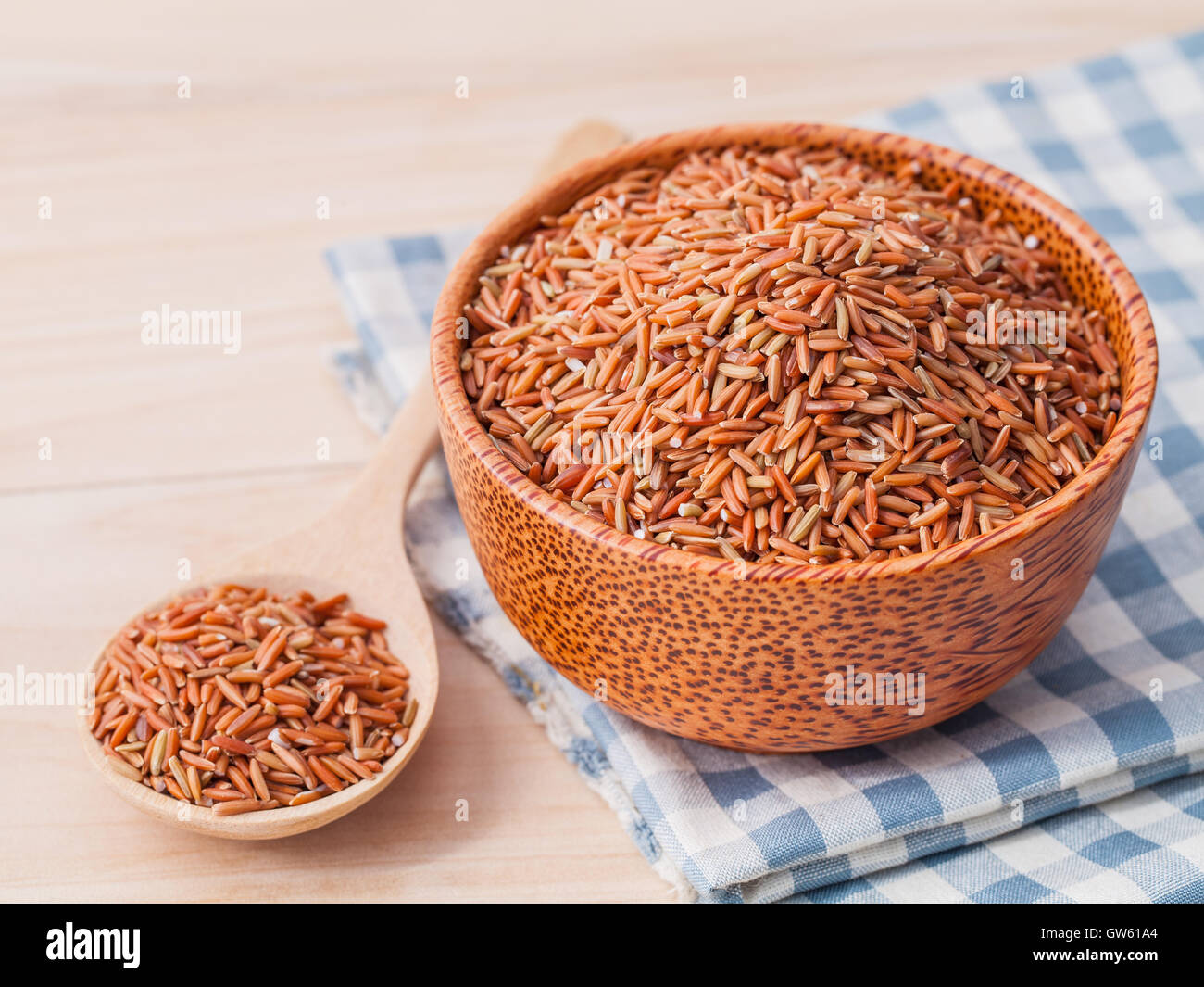 Whole grain Traditional Thai rice best rice for healthy and clean food ...