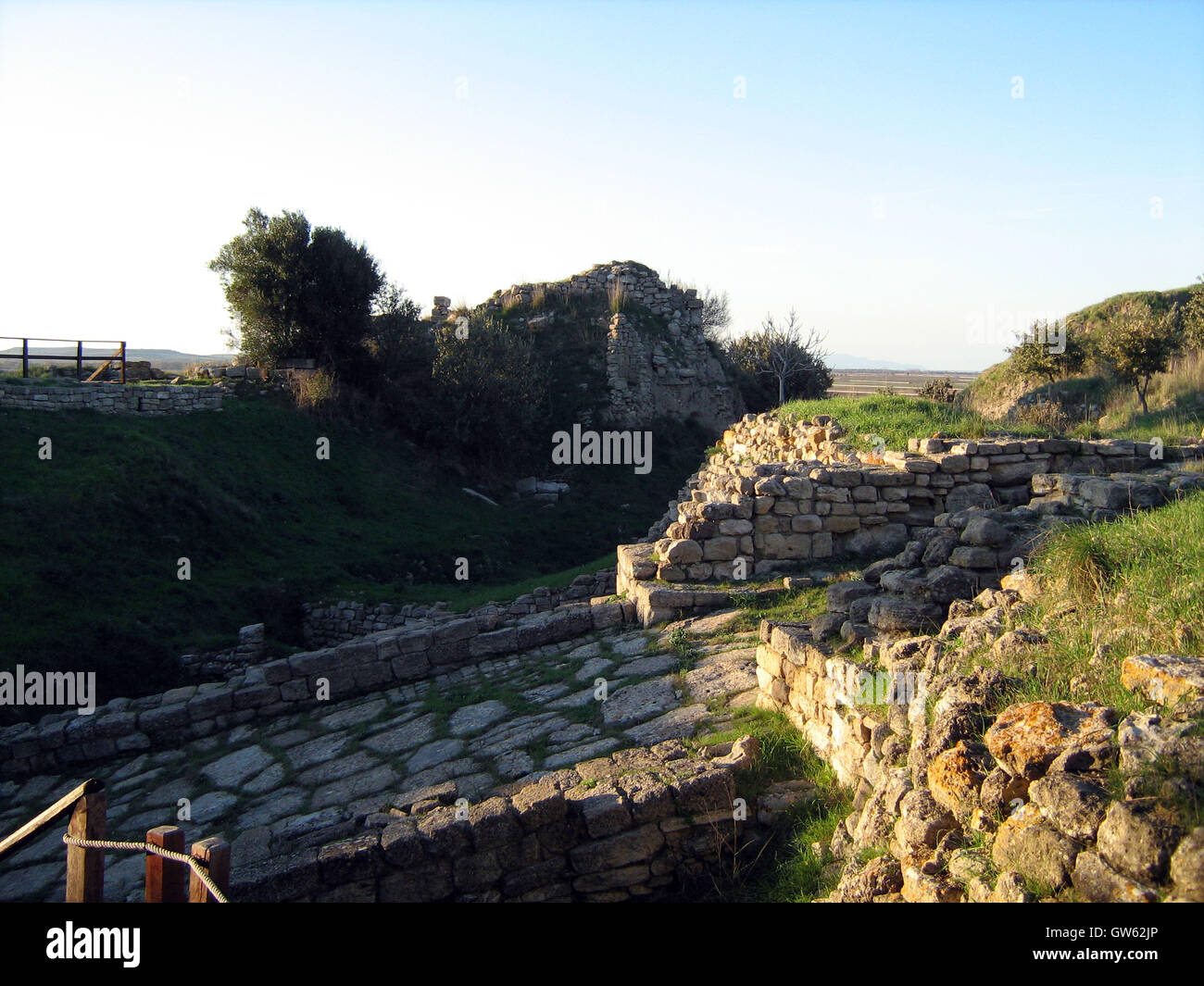Archaeological site of troy hi-res stock photography and images - Alamy