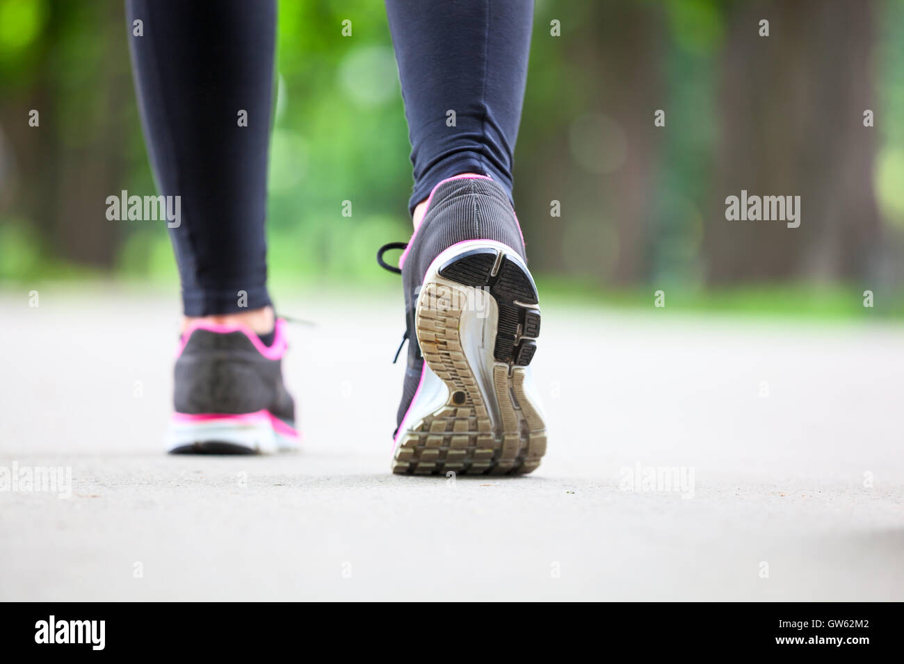 Legs woman shoes rear view hi-res stock photography and images - Alamy