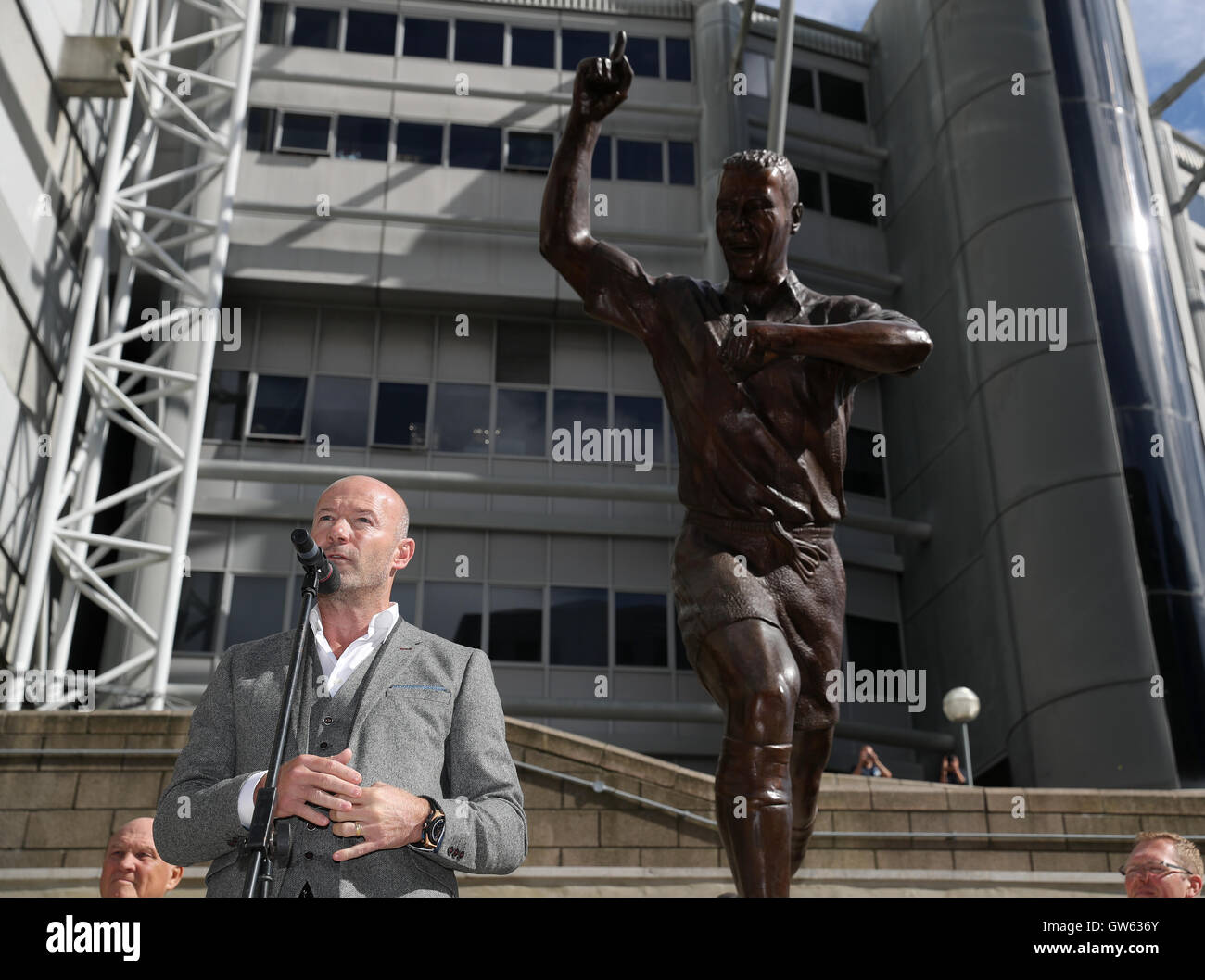 Alan Shearer speaks to the crowd in front of the newly unveiled statue ...