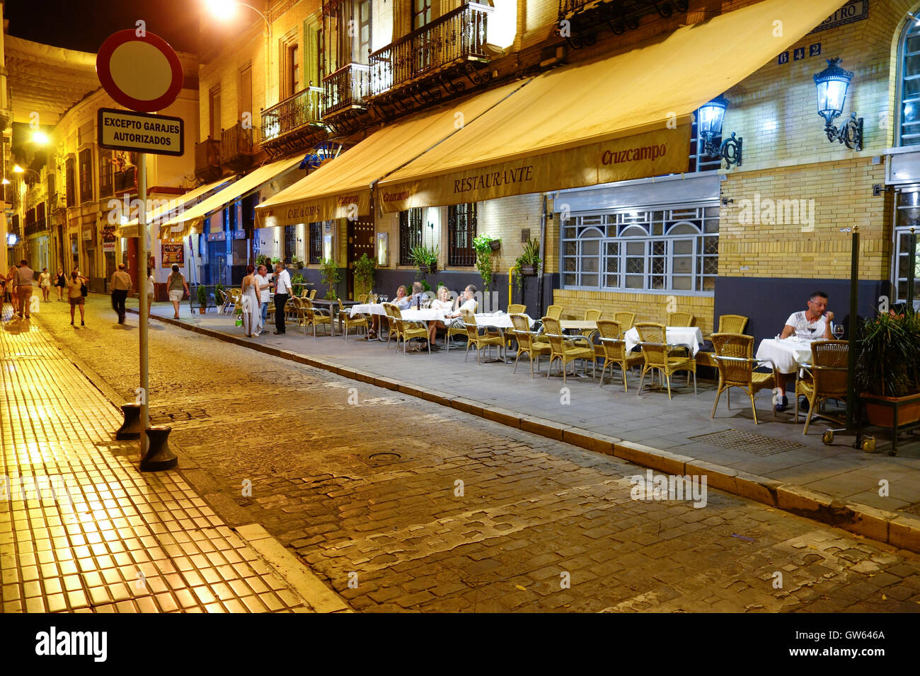 Cafe terrace at night hi-res stock photography and images - Alamy