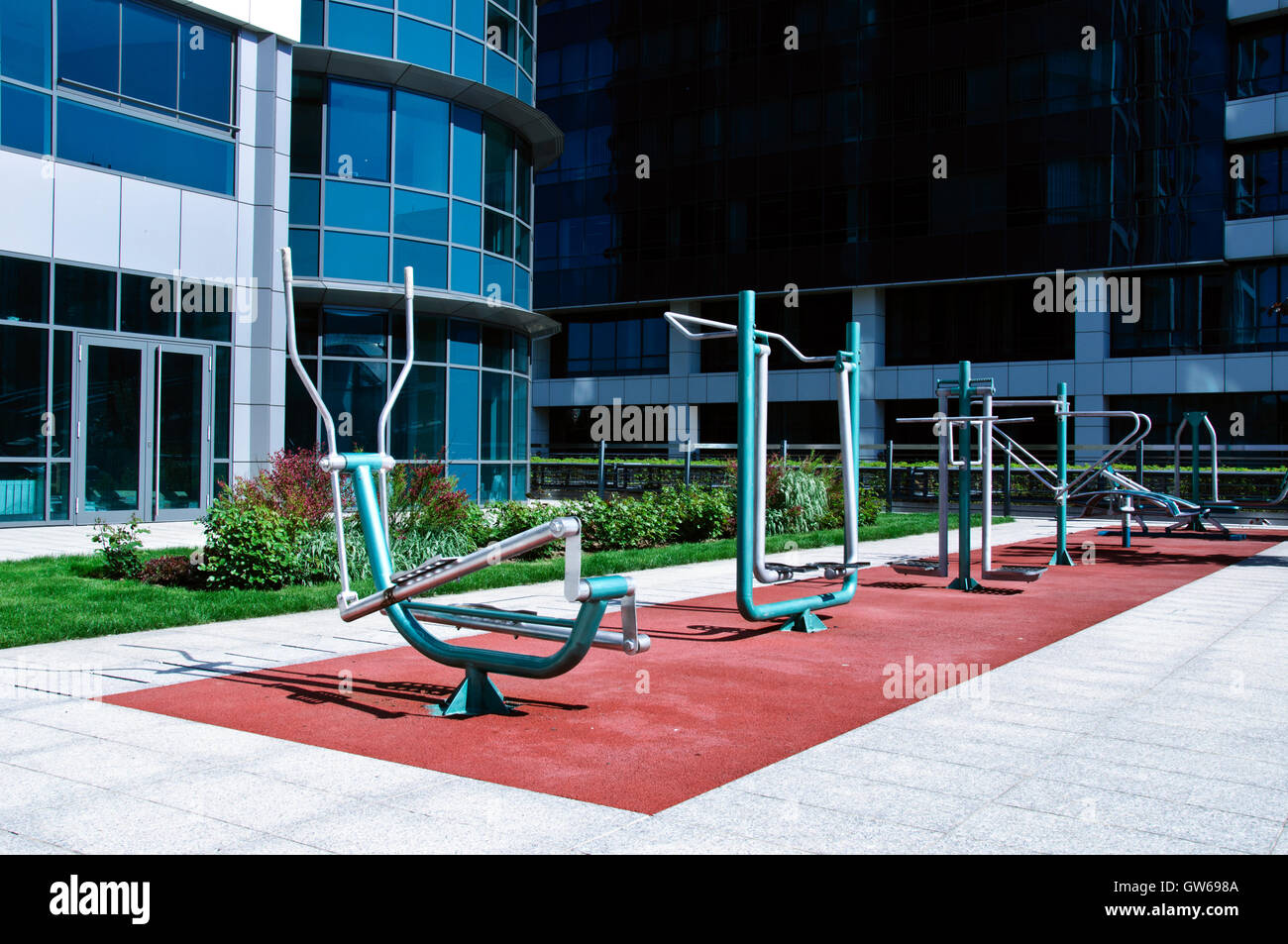 Modern gym glass windows hi-res stock photography and images - Alamy