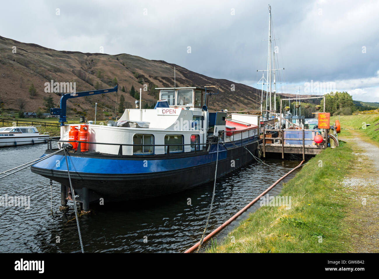 The 'Eagle Barge' floating pub and cafe on the Caledonian Canal at ...