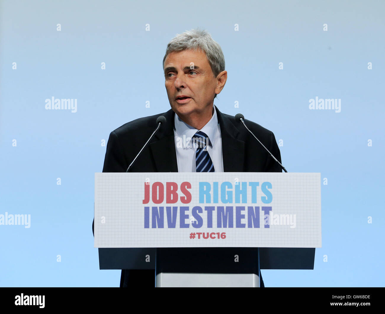 Dave Prentis, General Secretary of UNISON, delivers a speech at the ...