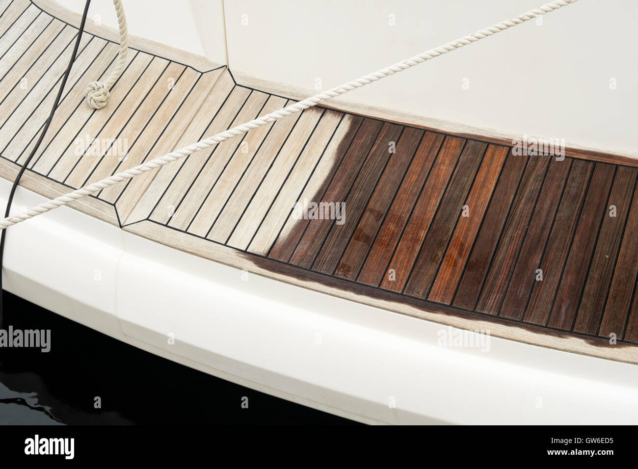Teak boat deck hi-res stock photography and images - Alamy