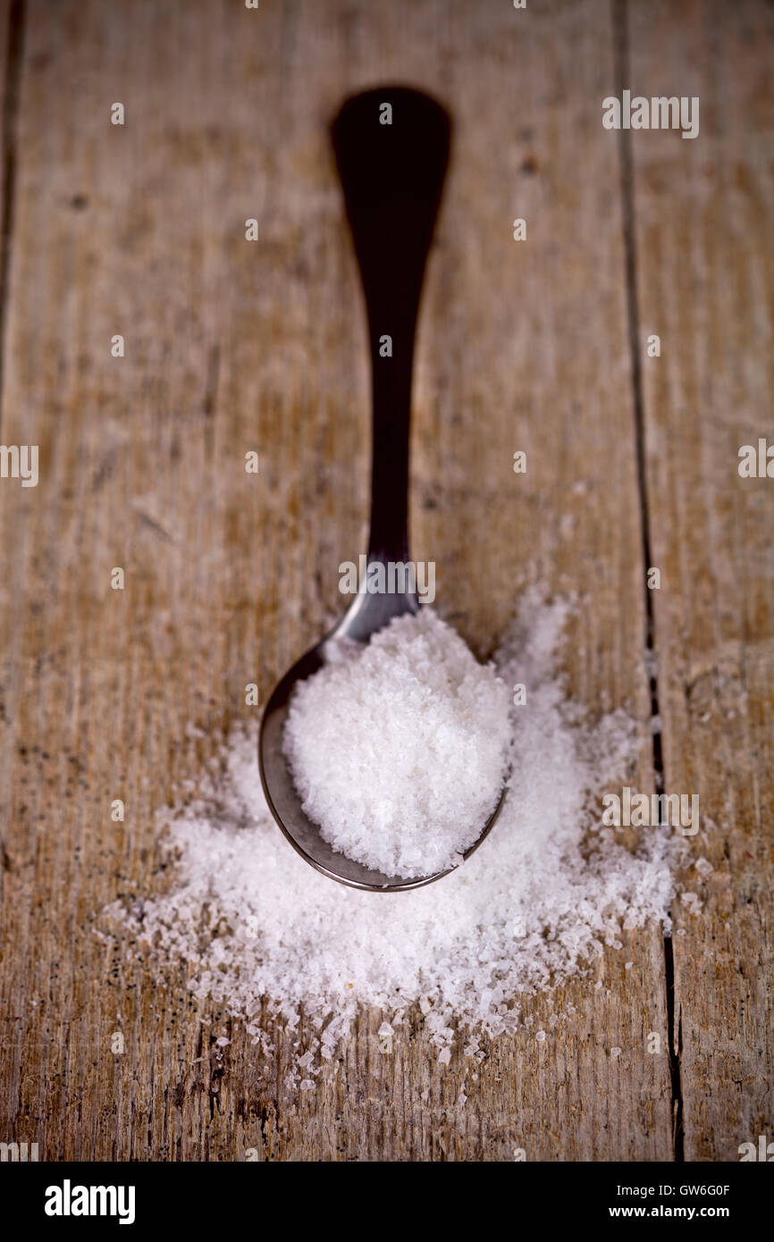 salt in metal spoon Stock Photo - Alamy
