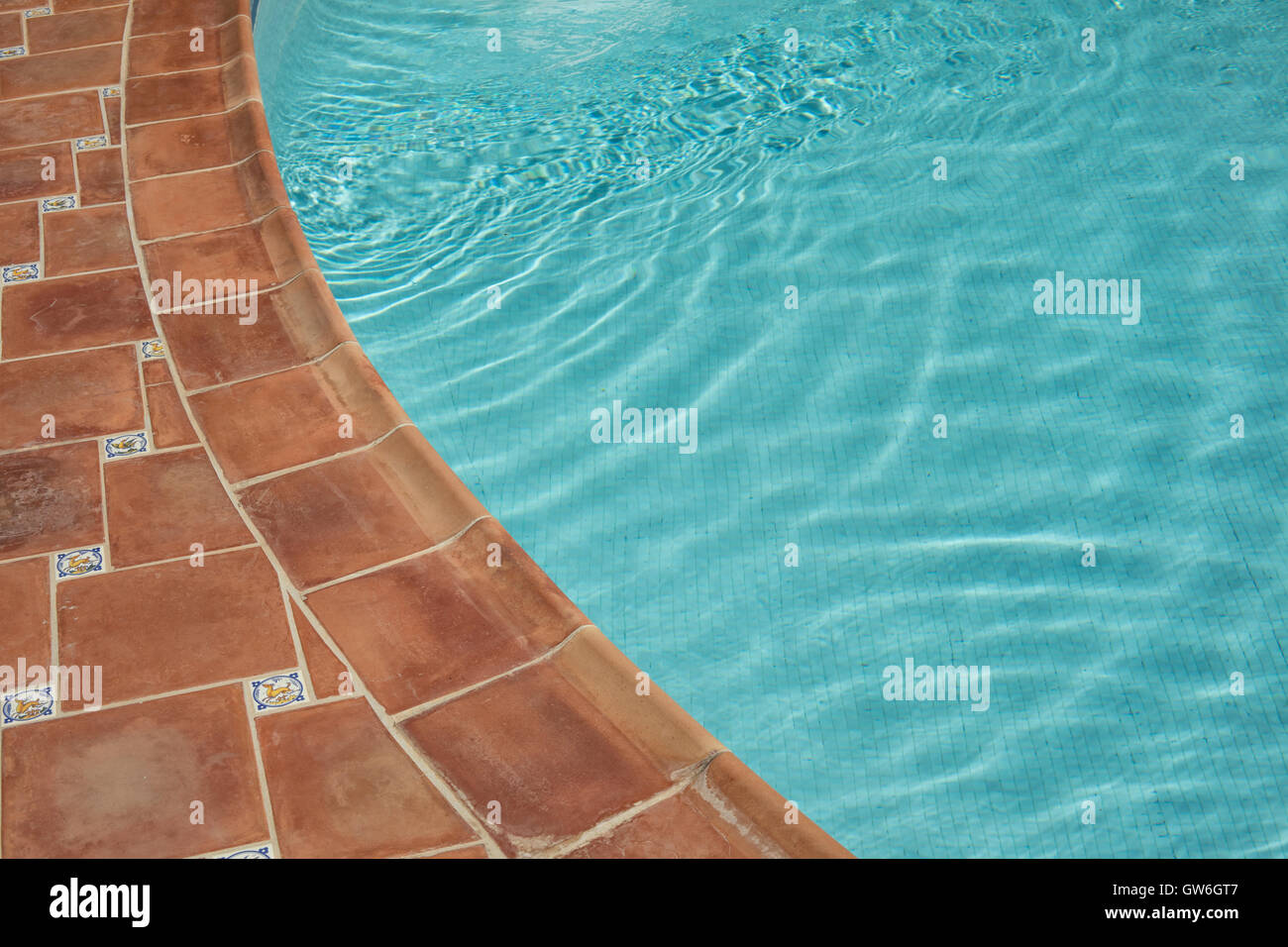 Detal of swimming pool water and sun reflecting on the surface Stock ...
