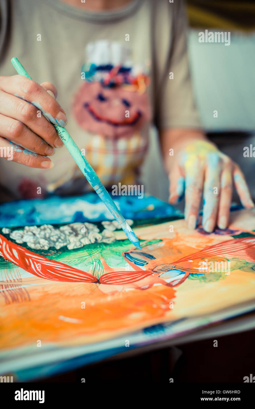 particular of woman painter hand painting Stock Photo - Alamy