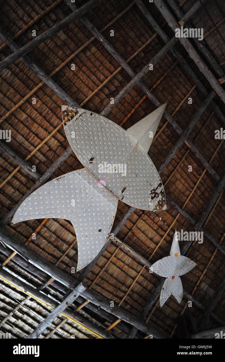 Star shaped kite hi-res stock photography and images - Alamy