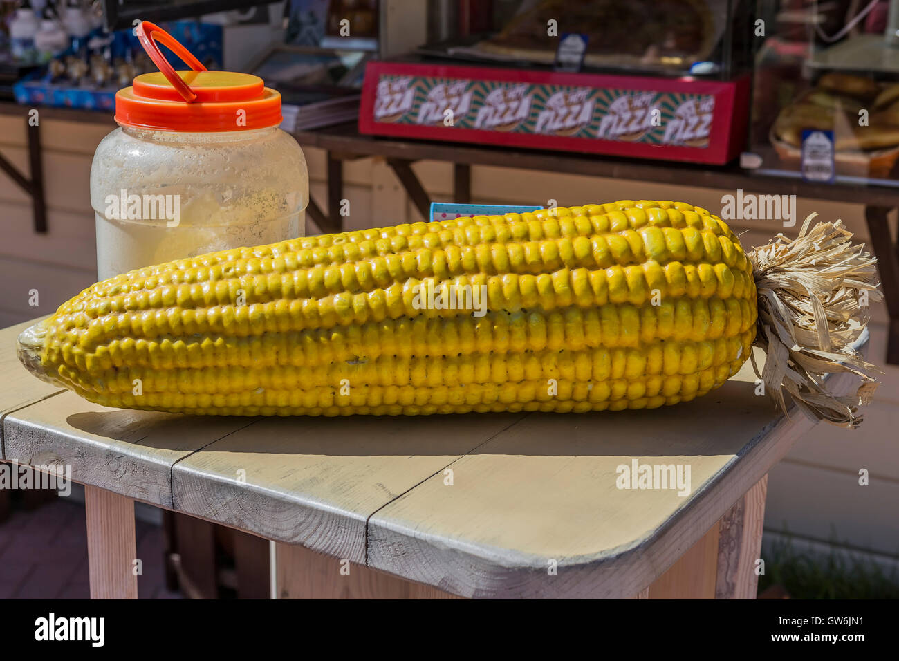 Decorative elements in front of the cafe Stock Photo - Alamy
