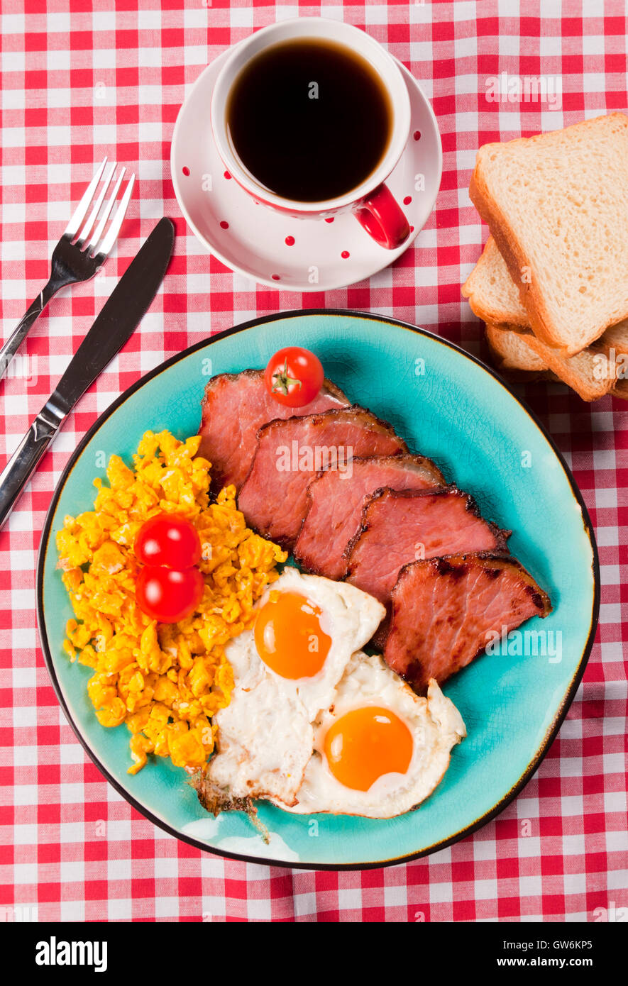 English breakfast radish hi-res stock photography and images - Alamy
