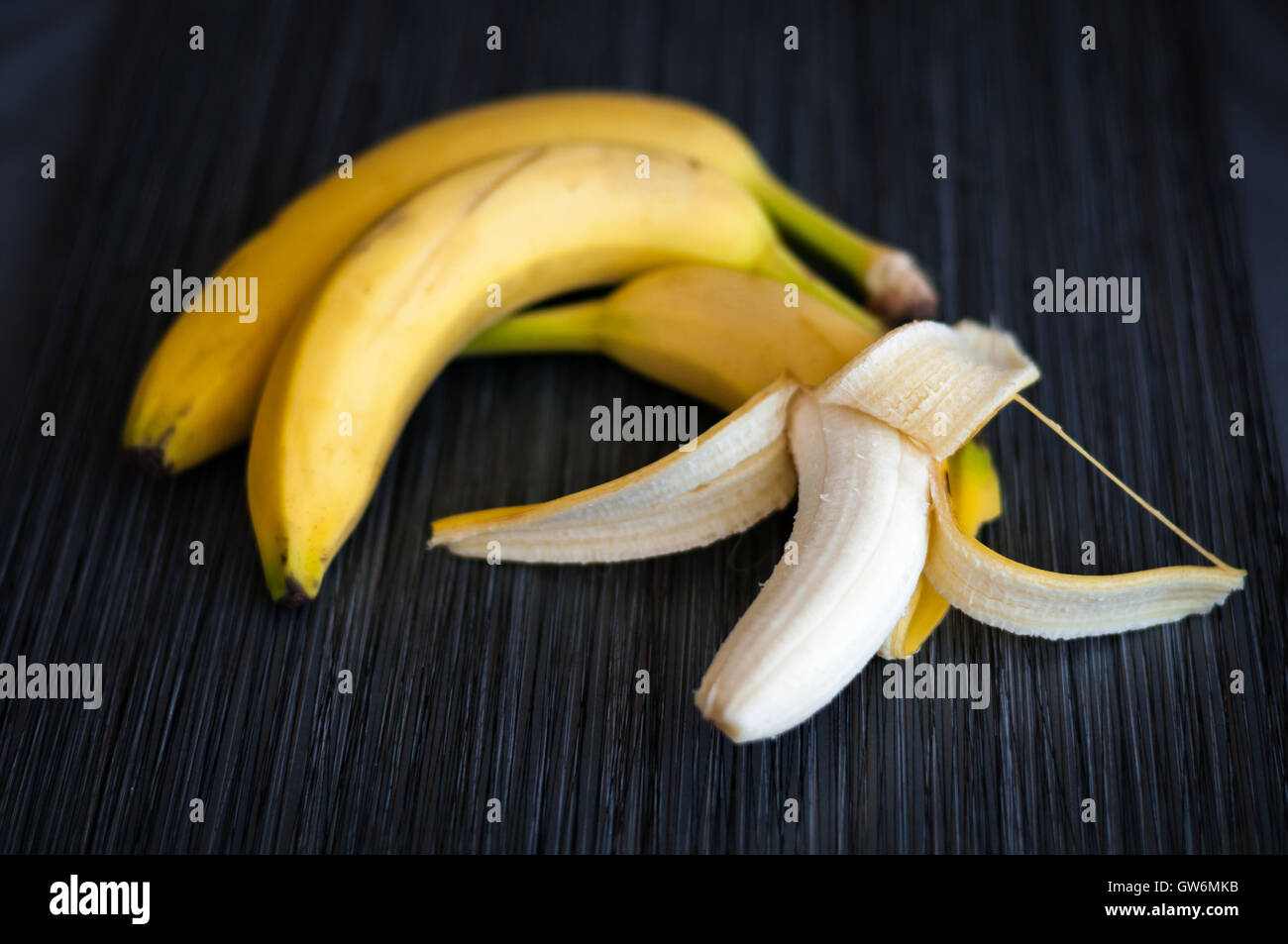 Three ripe bananas hi-res stock photography and images - Alamy