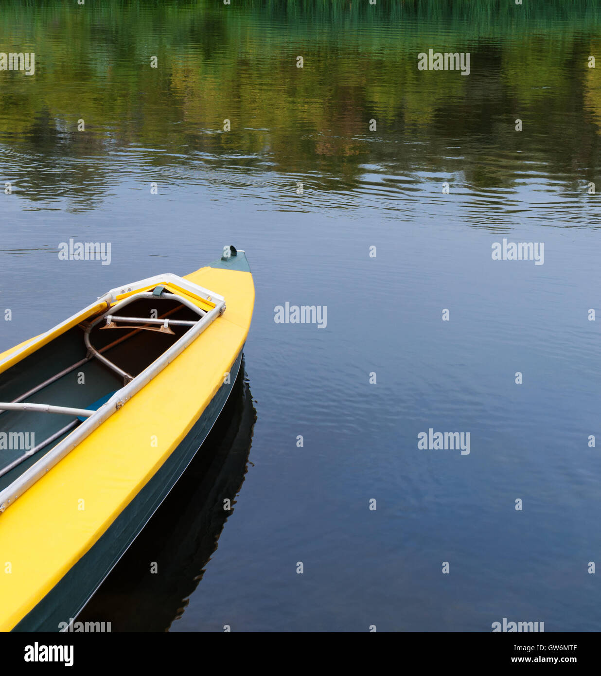 Expedition boat on river hi-res stock photography and images - Alamy