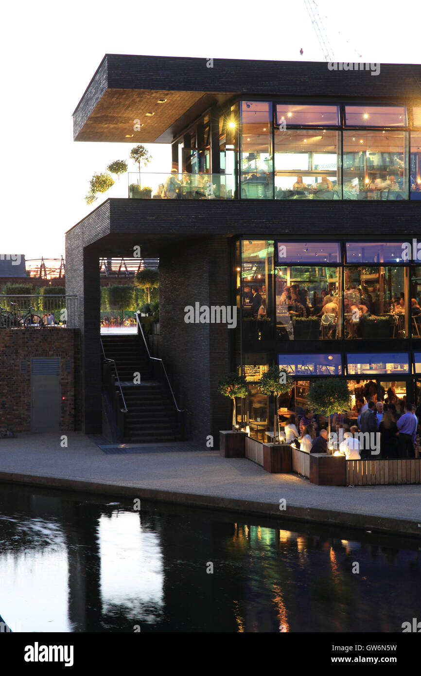 The lighterman kings cross hi-res stock photography and images - Alamy
