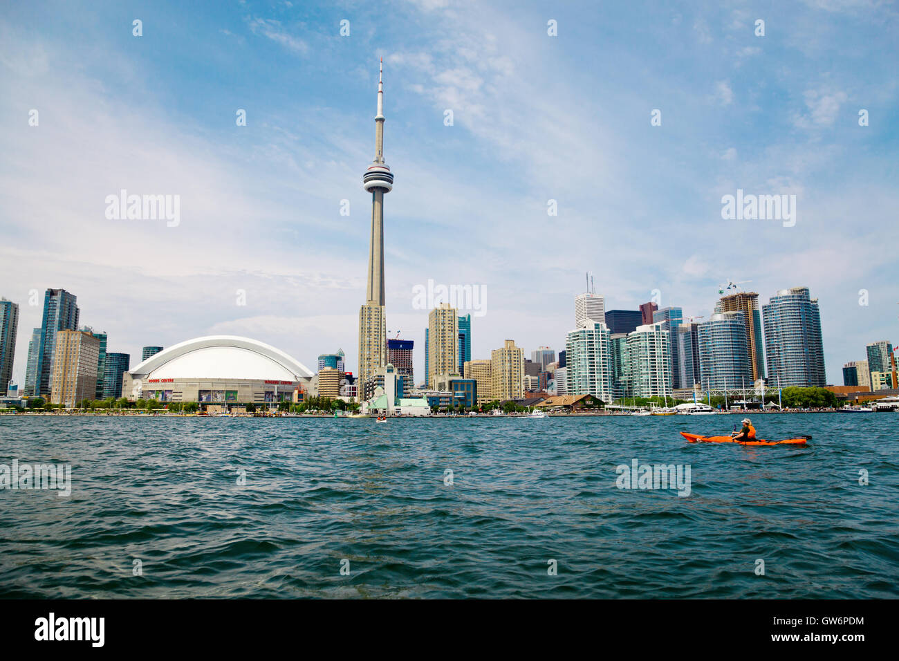 View toronto skyline from harbourfront hi-res stock photography and ...
