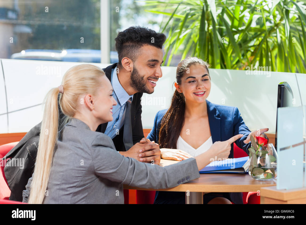 Business People Working Looking At Computer, Discussion On Meeting ...