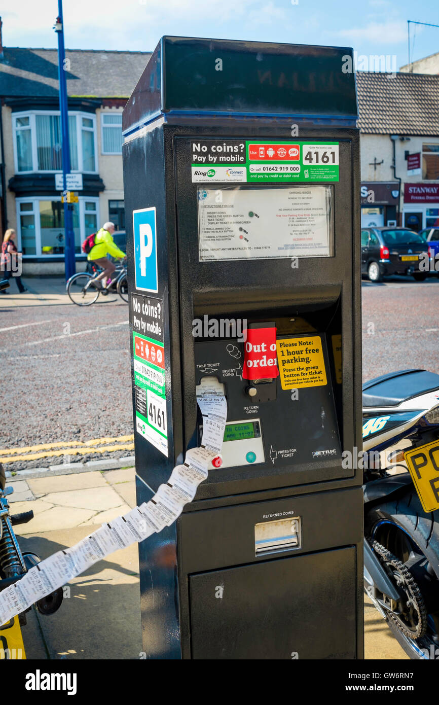 Broken parking ticket machine hi-res stock photography and images - Alamy