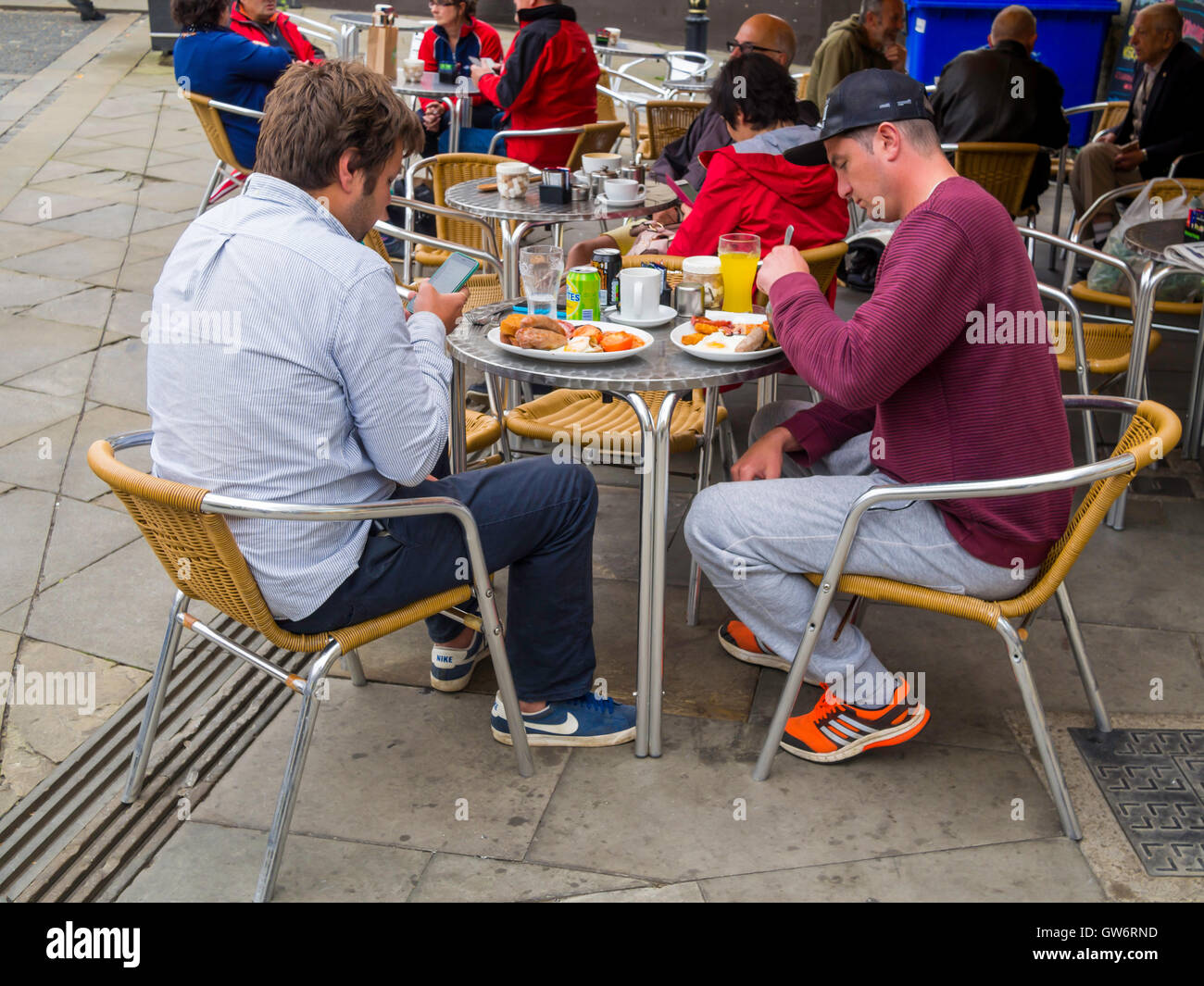 Full english breakfast cafe eating hi-res stock photography and images ...