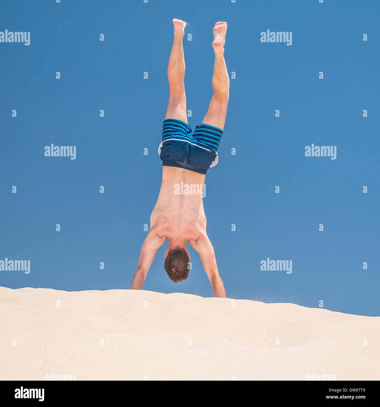Handstanding High Resolution Stock Photography and Images - Alamy
