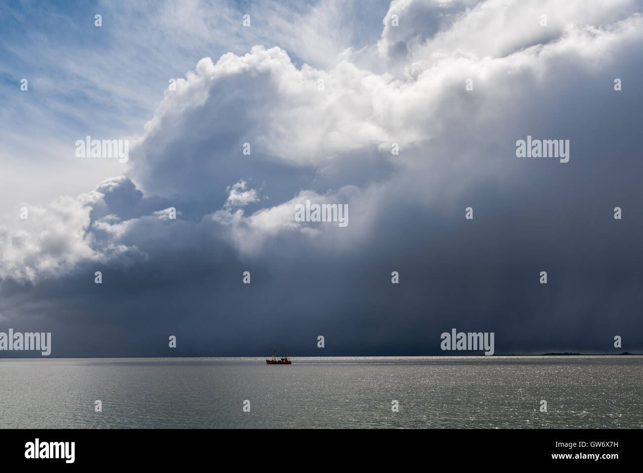 Rain storm at sea hi-res stock photography and images - Alamy